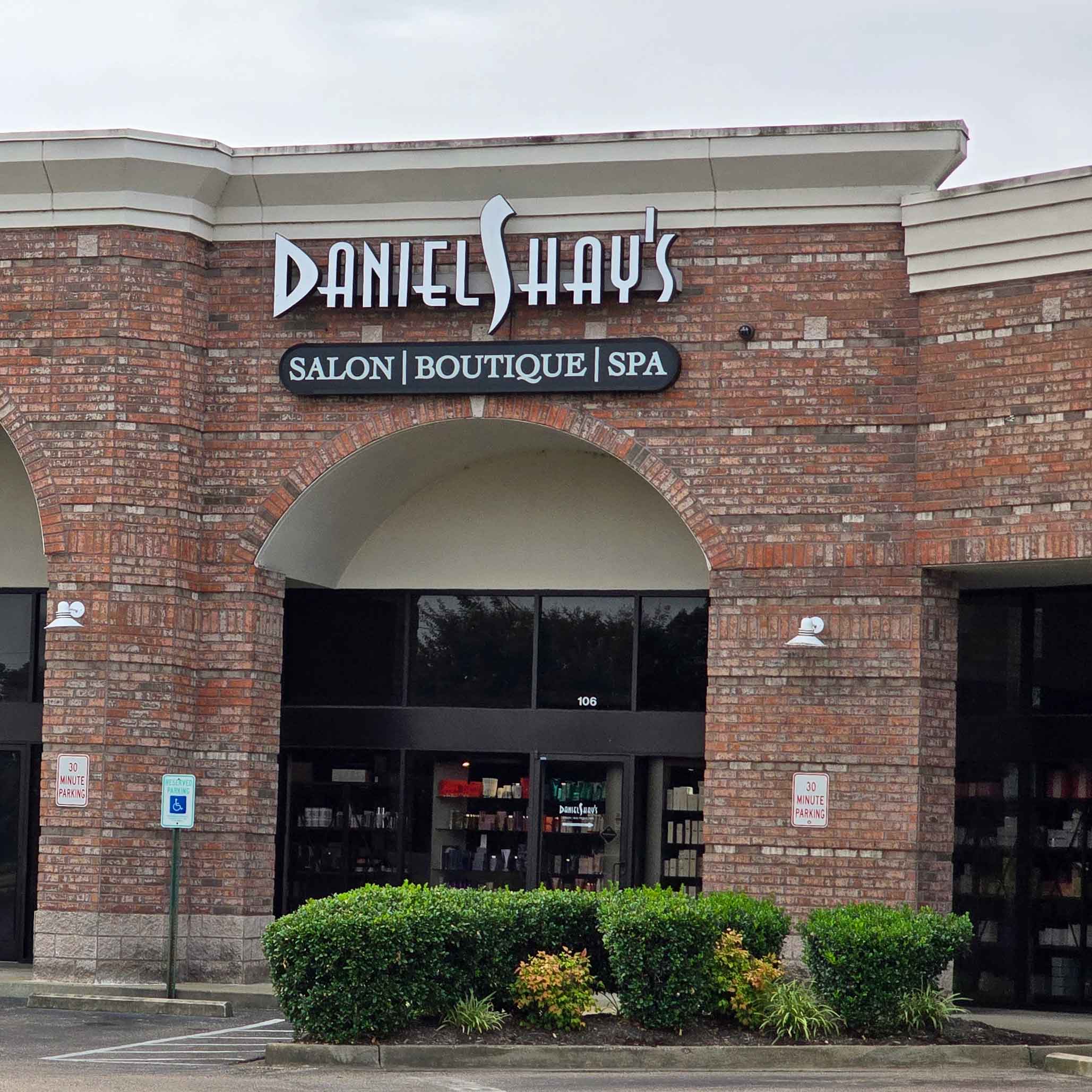 Daniel Shay's | Salon | Boutique | Spa